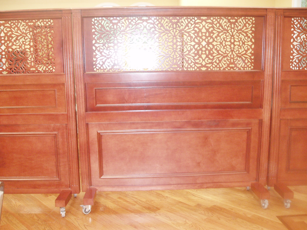 ak720 Arks, Bimah & Mechitzahs